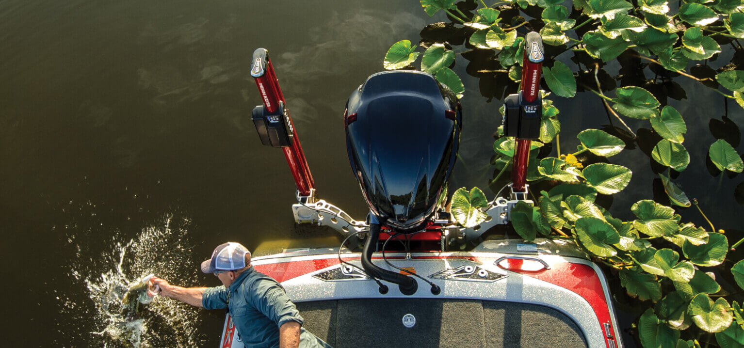 Shallow Water Anchor Buying Guide | Minn Kota