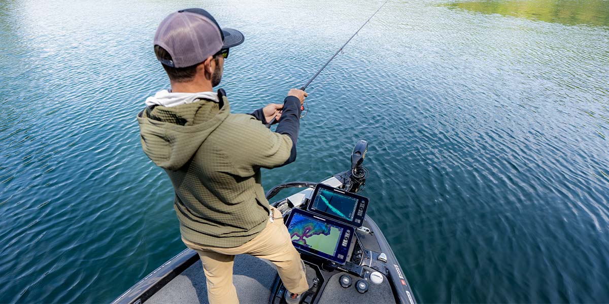 4 Reasons This is the Best Trolling Motor for Forward Facing Sonar ...